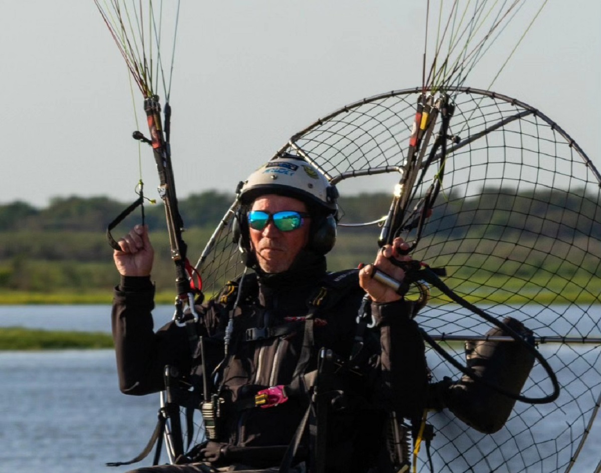 Falleció Tedy Woodley, referente del paramotor en Argentina, luego de ...