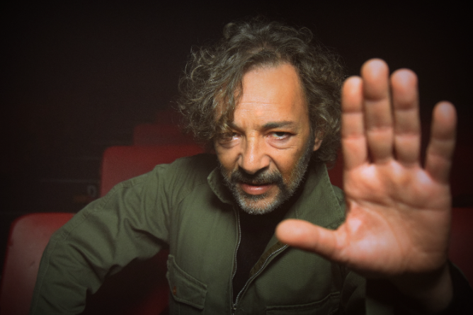El reconocido actor Fabián Vena llega a Chascomús con un unipersonal ...